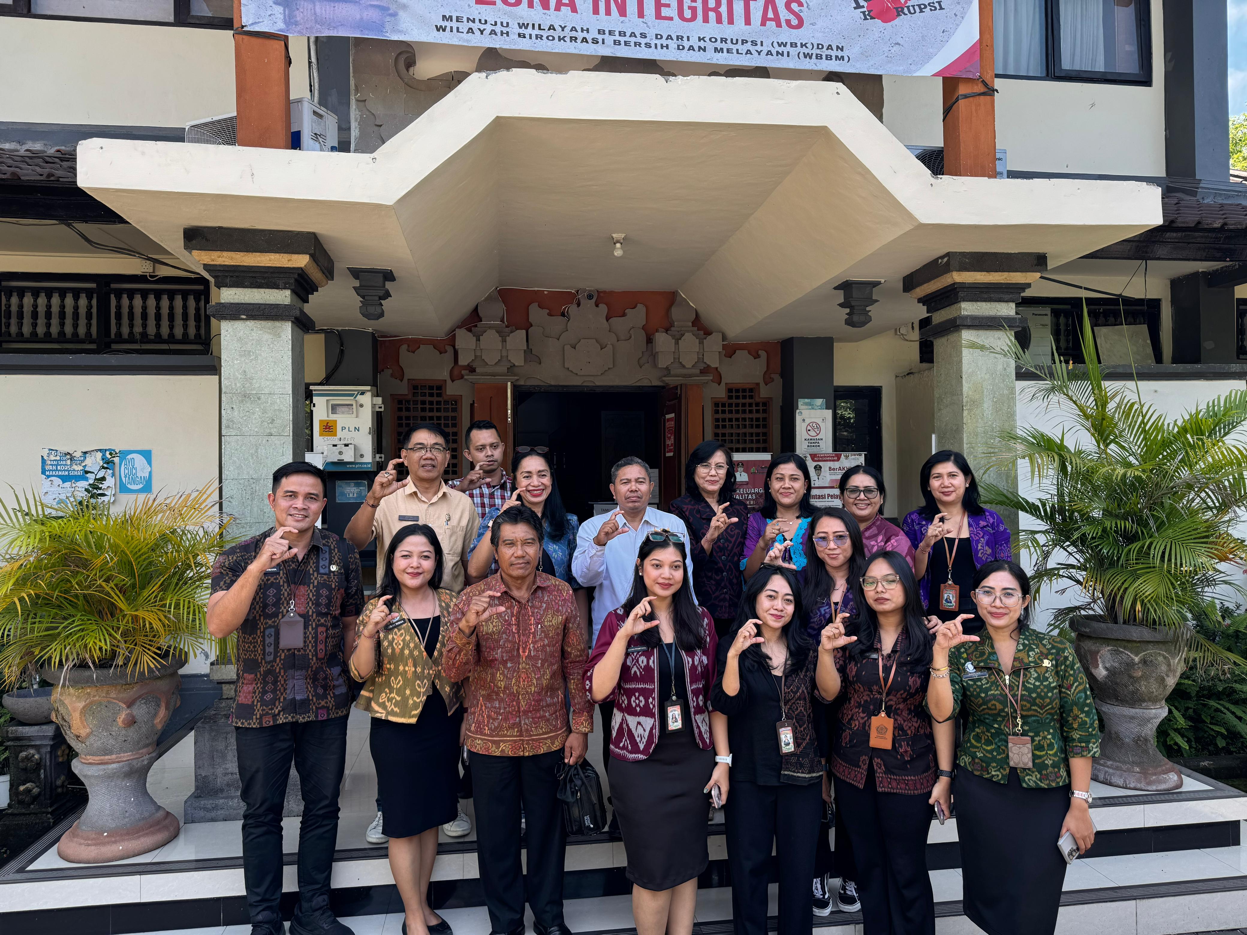 Visitasi Monitoring dan Evaluasi (Monev) Keterbukaan Informasi Publik Tahun 2025 ...